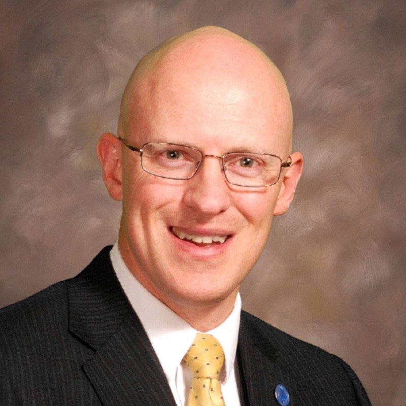 Bennett ’98 joins Stuart & Branigin LLP – Alumni News